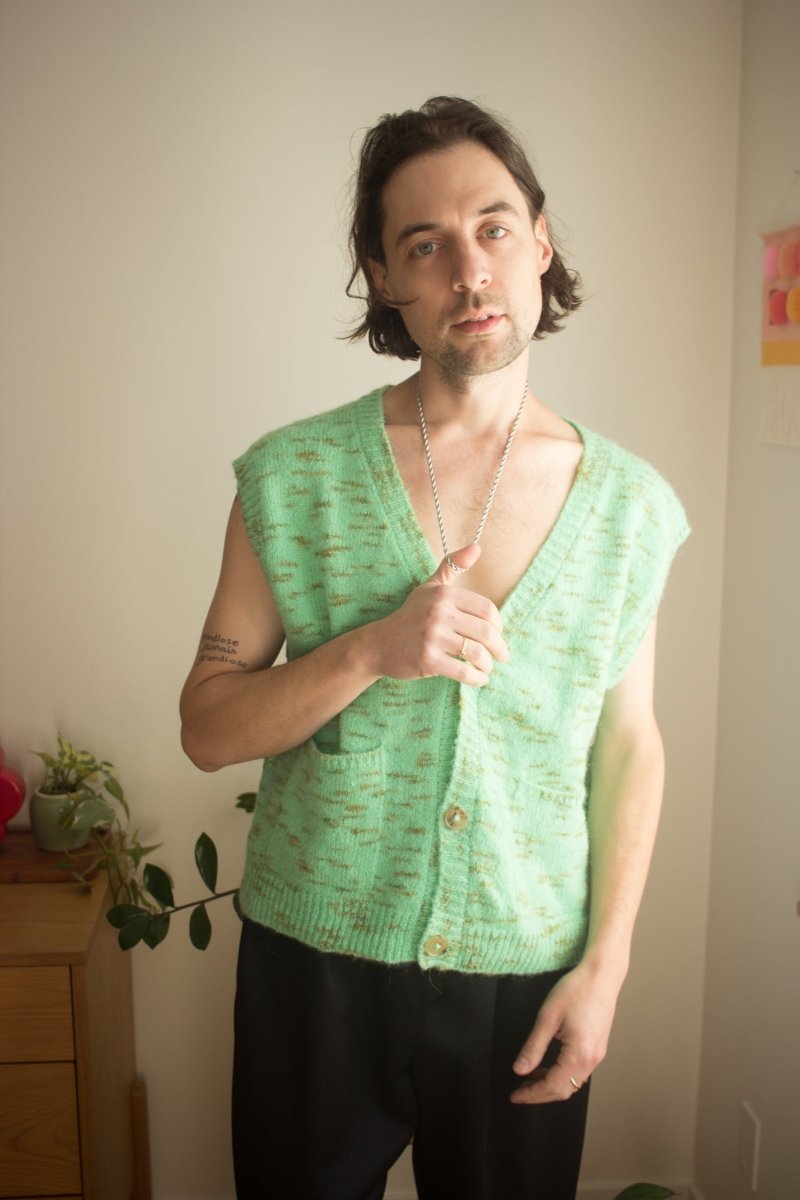 Givéh Cass Vest (Greenfinch) - Victoire Boutique - Sweater - Givéh ...